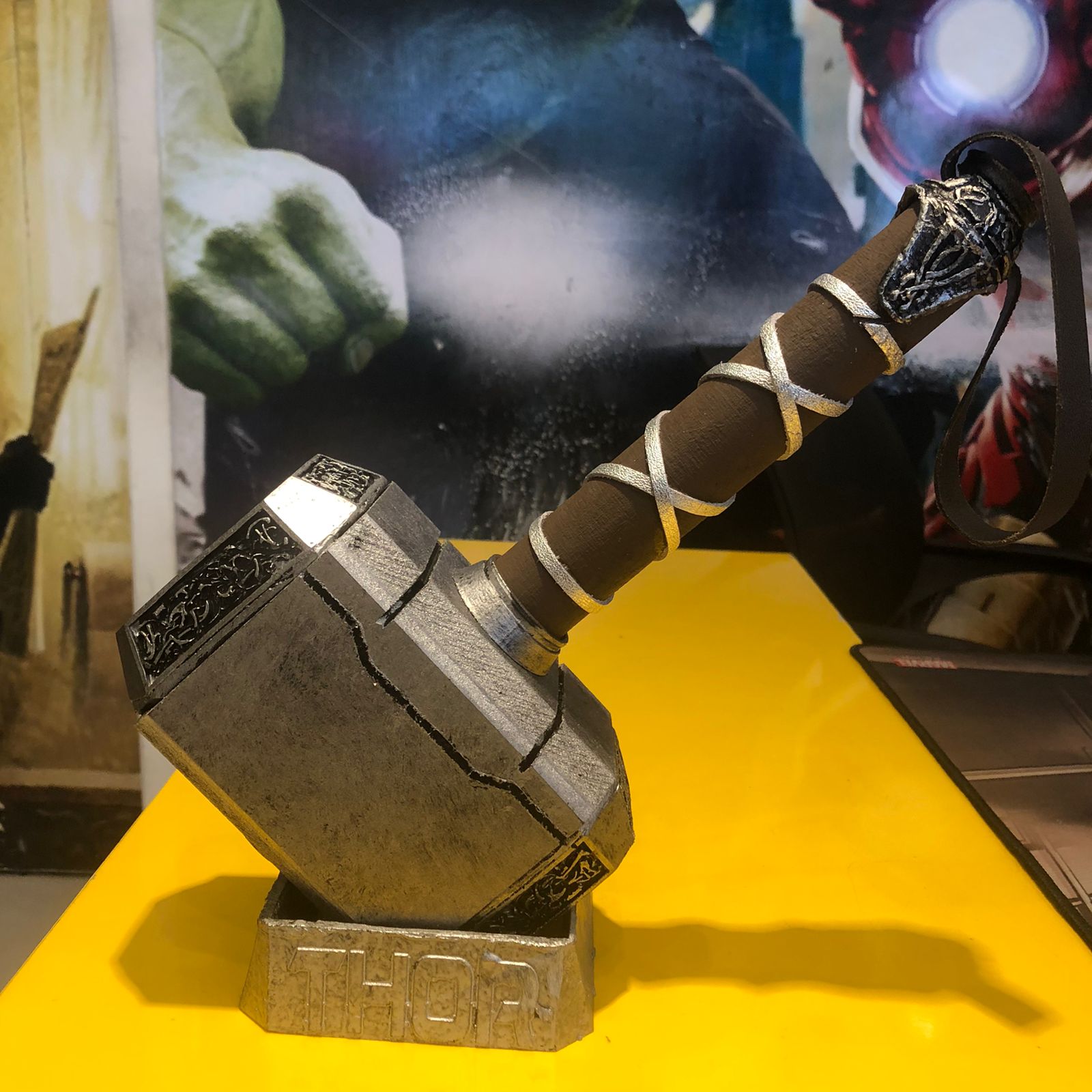 Martelo do Thor pequeno - ZONA DE GEEK